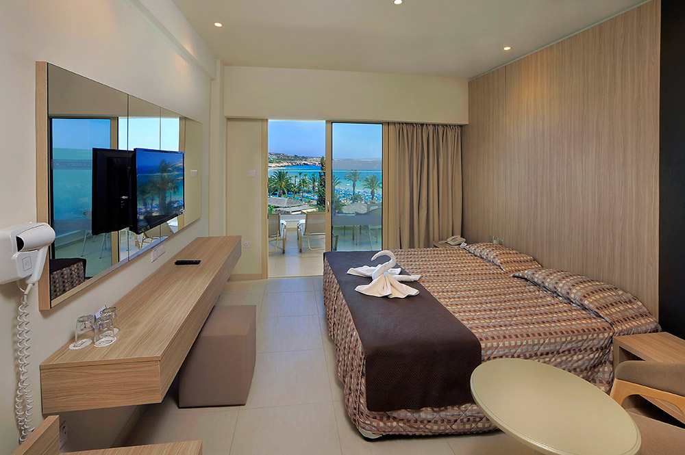Nelia Beach Hotel | Standard Sea View room with superior balcony